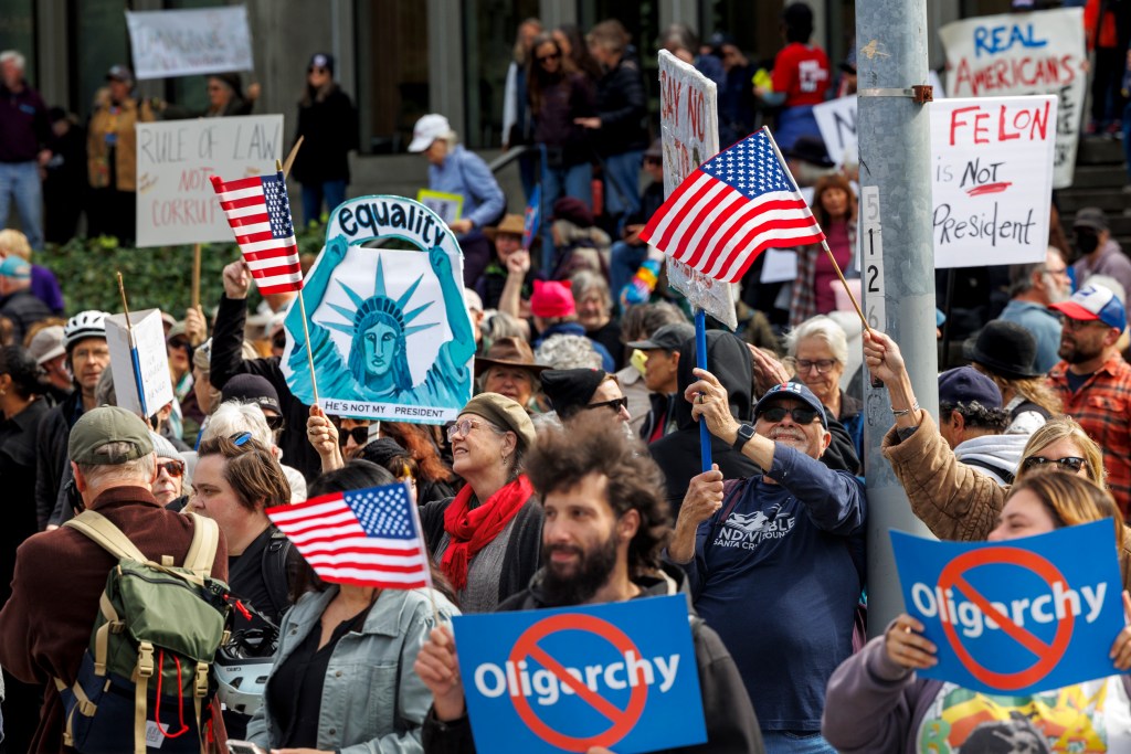 1,000 turn out in Santa Cruz to protest Trump, Musk and what is being ...